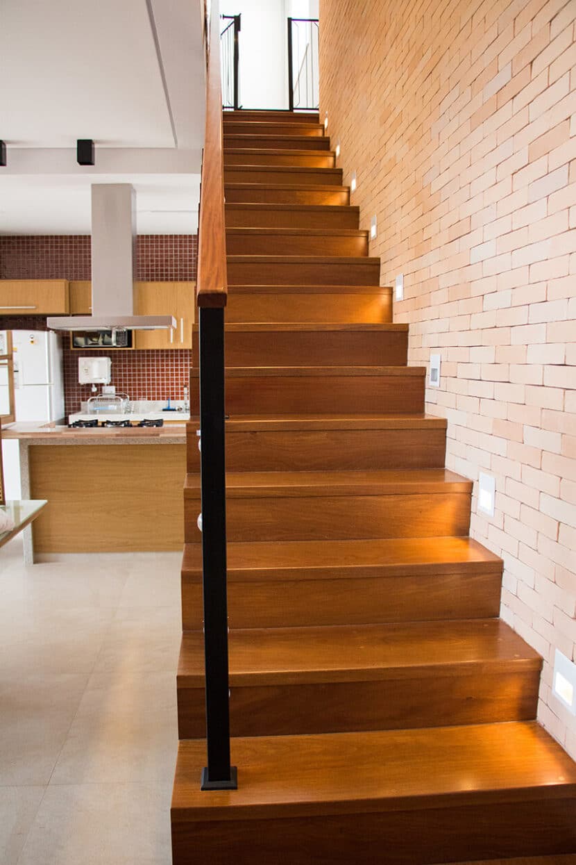 Escadas de Madeira - Art Final Madeiras para Acabamento
